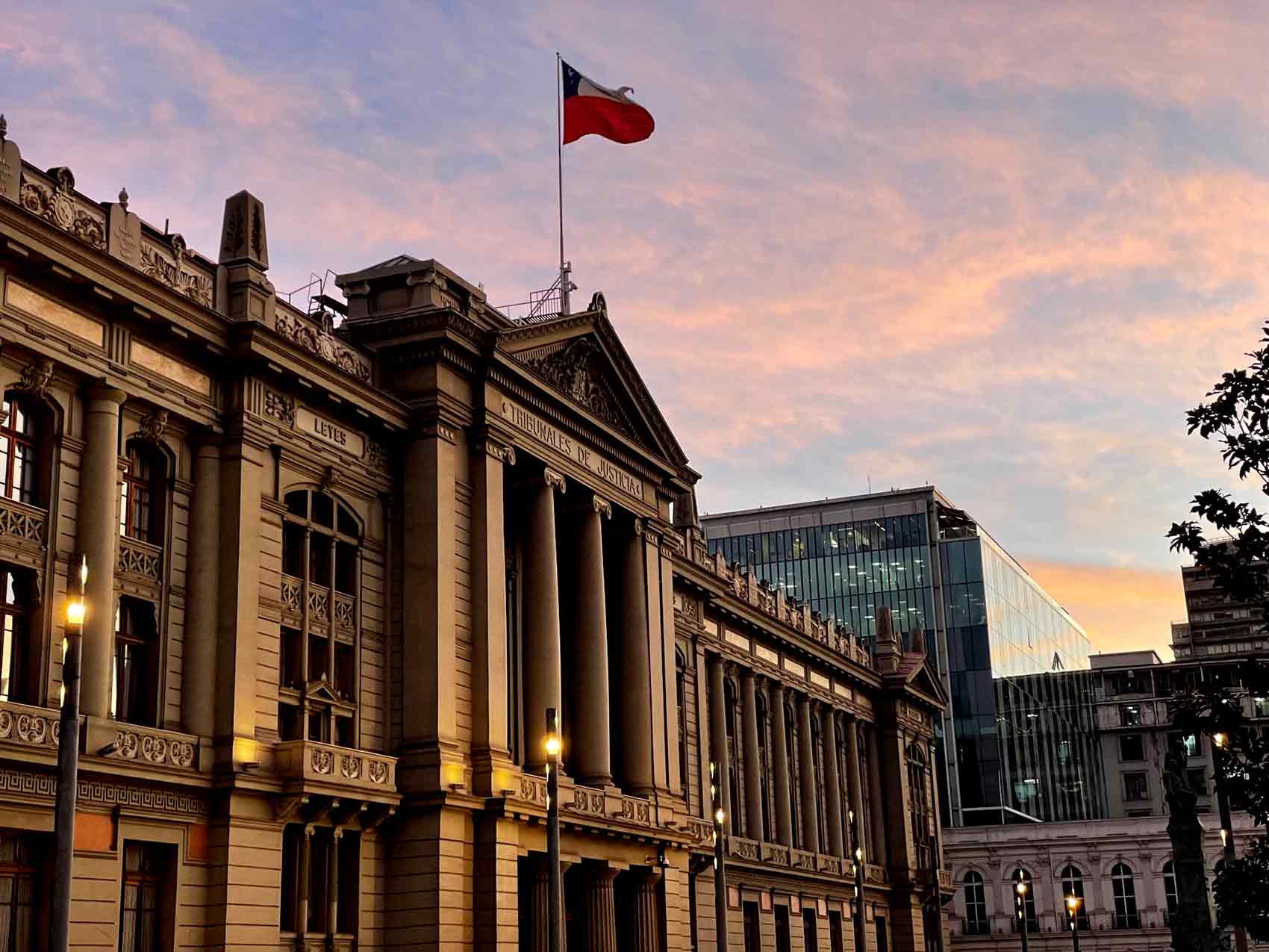 Suprema eleva a 20 años penas a exoficiales del Ejército por llamado ...